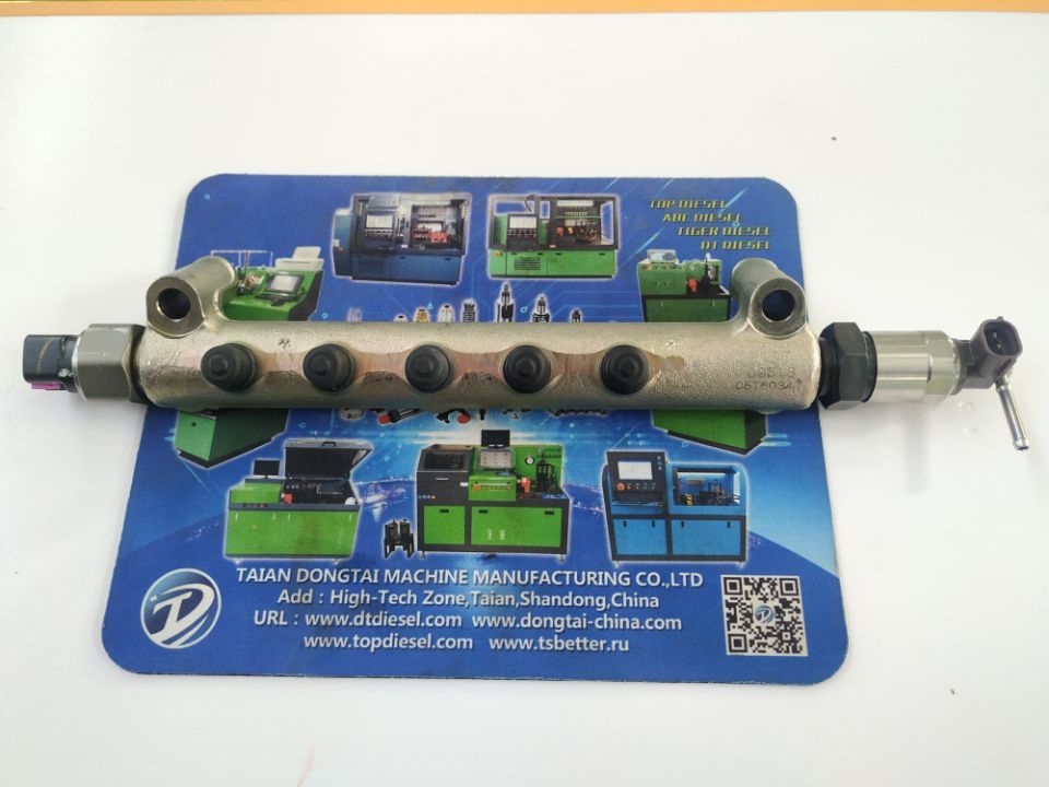 China DENSO Fuel Rail 095440-0951=095440-0950=23810-30100=23810-0L030 ...